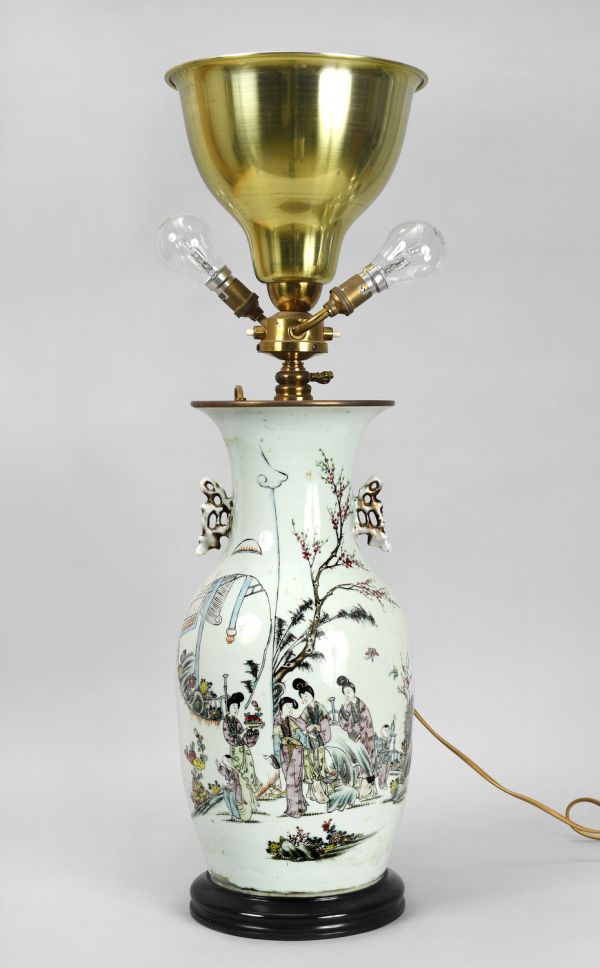 Vase monté en lampe — Collection du Mobilier national MN/Lab